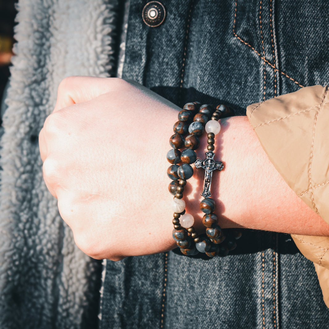 Triple Wrap – Crux Invicta